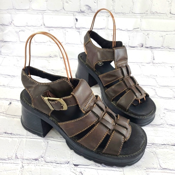 Cargo | Shoes | Y2k Cargo Size 9 Chunky Platform Fisherman Style Sandal ...